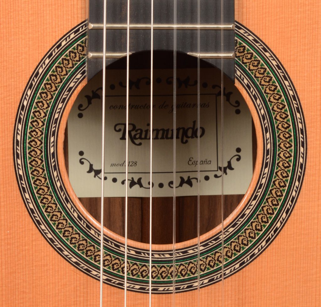 Raimundo 128 Cedar 64cm